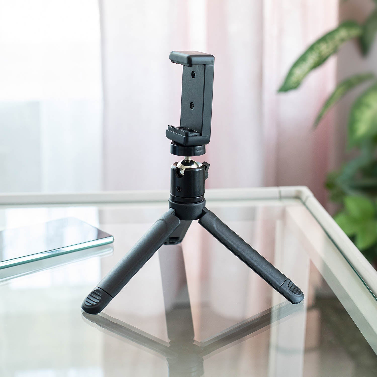 Mini Tripod Tabletopand Handheld Stand for Digital Projectors and Phon ...