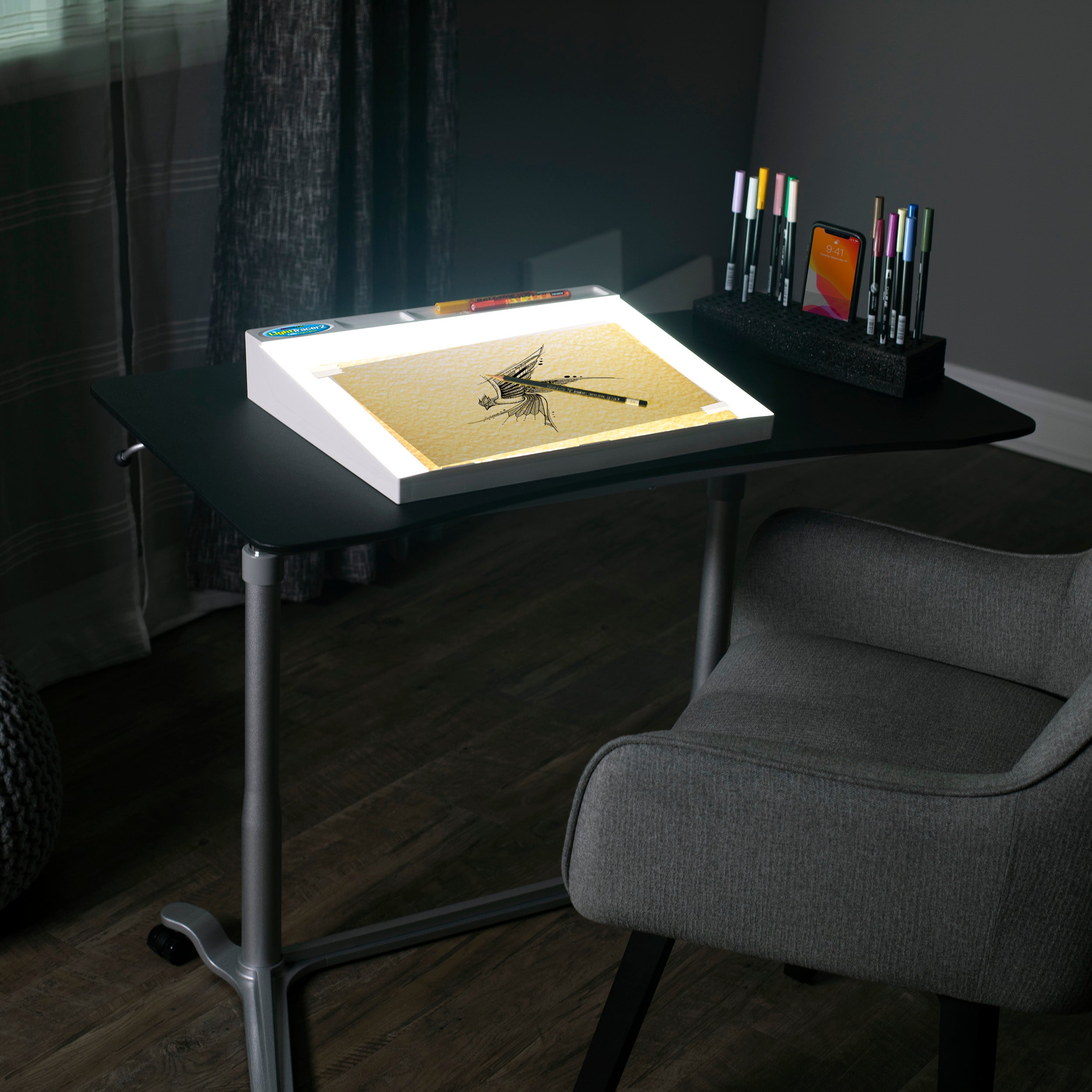 LightTracer 2 LED Lightbox for Art and Craft Image Tracing – artograph